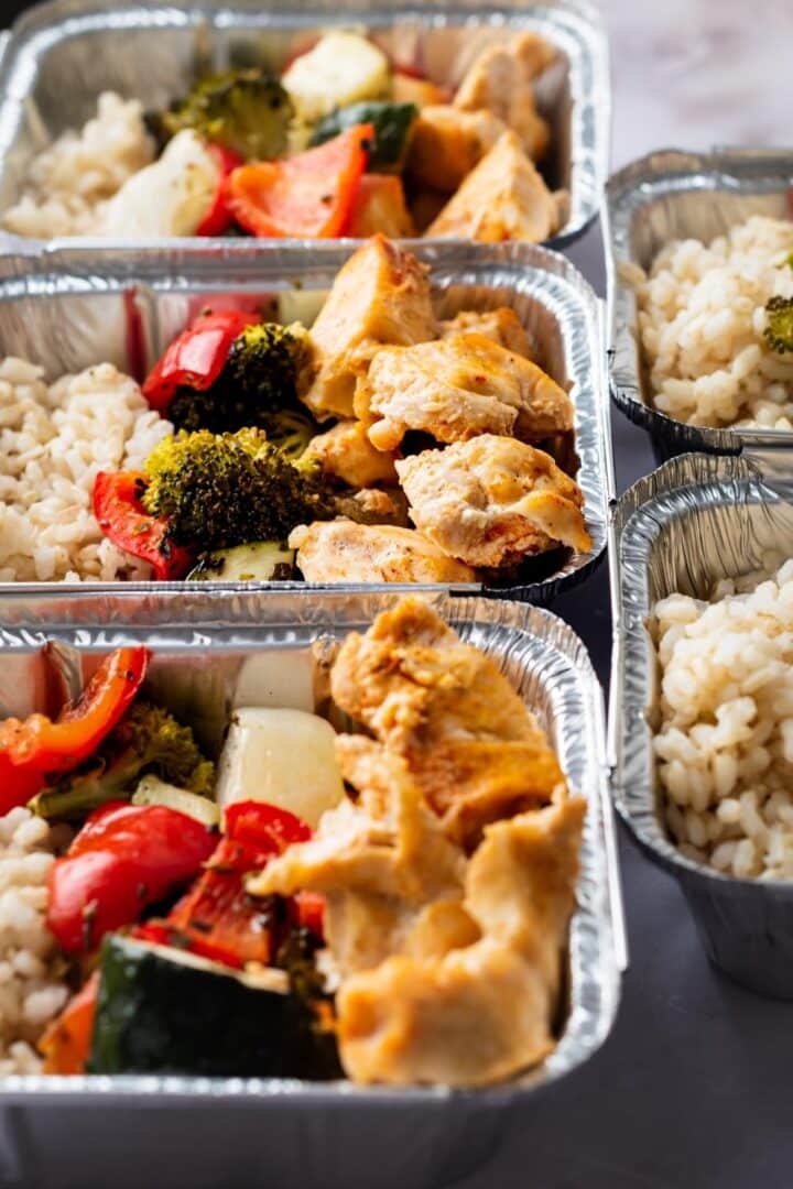 Easy Healthy Chicken and Rice Meal Prep Recipe For The Week